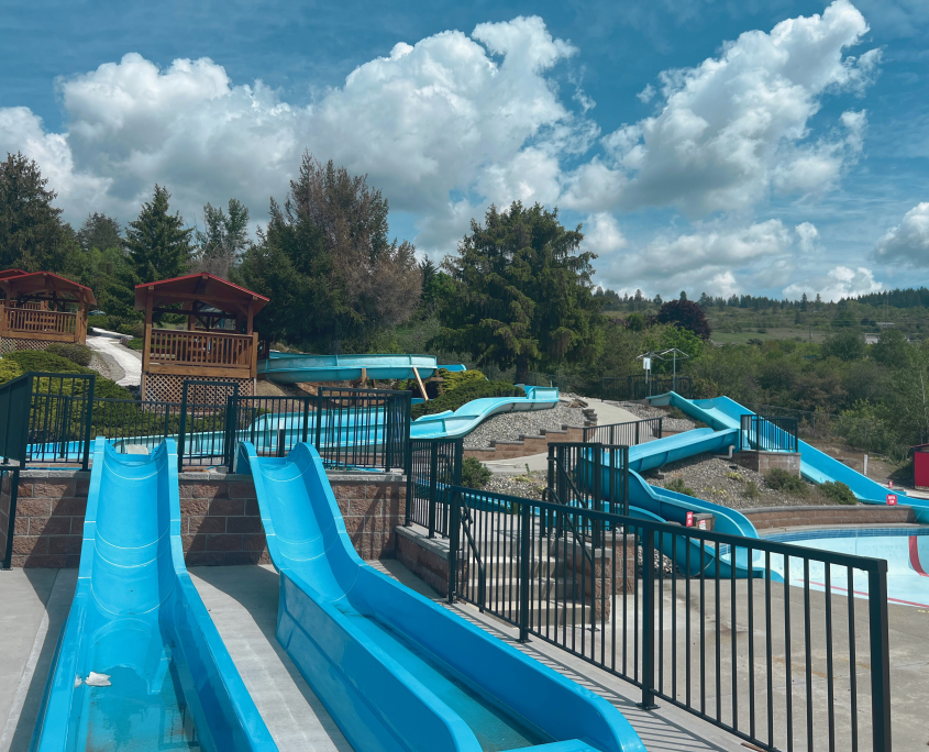 Slides & Attractions - SPLASHDOWN VERNON