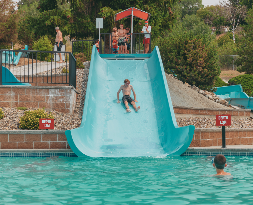 Slides & Attractions - SPLASHDOWN VERNON
